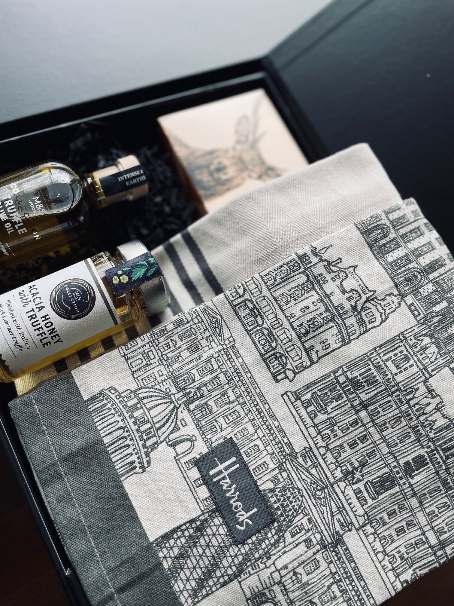 Luxe Studio Gifting