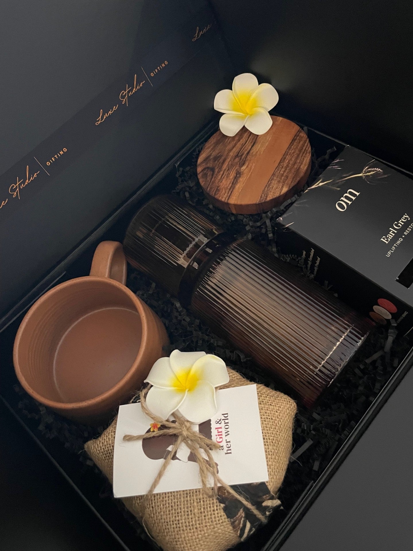 Luxe Hampers With Heart – Luxe Studio Gifting